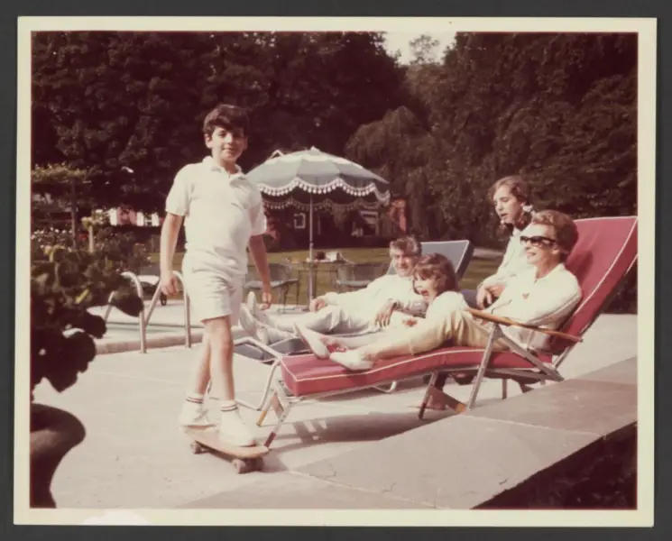 Leonard Bernstein - New World Encyclopedia
