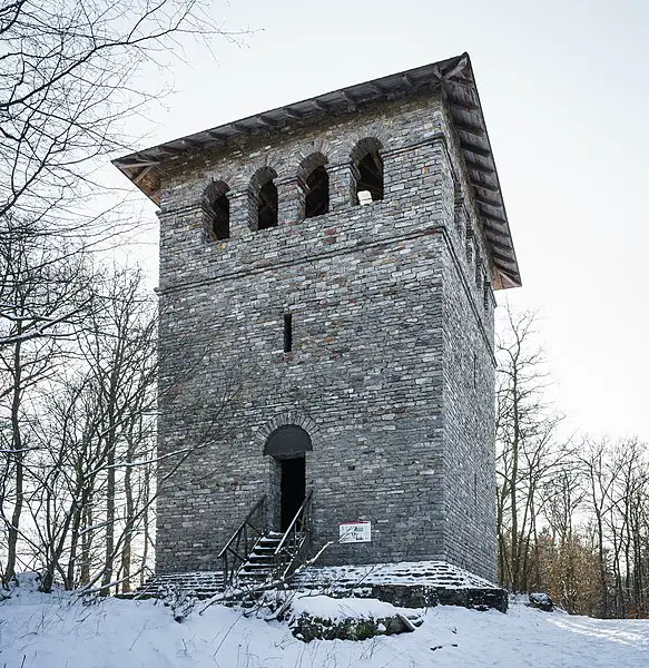 Tower - New World Encyclopedia