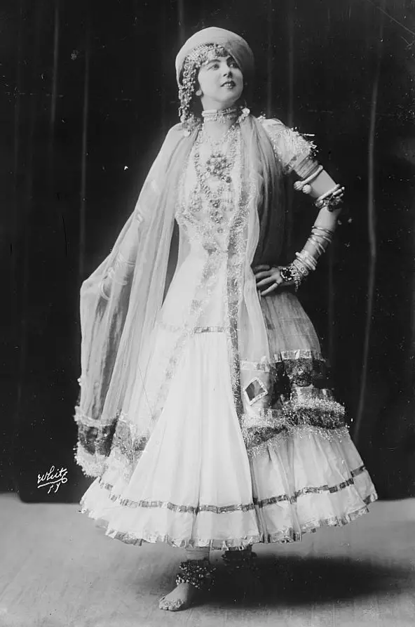 Ruth St. Denis - New World Encyclopedia