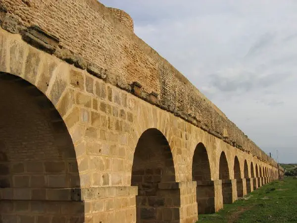 Aqueduct - New World Encyclopedia