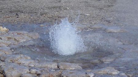 Geyser - New World Encyclopedia
