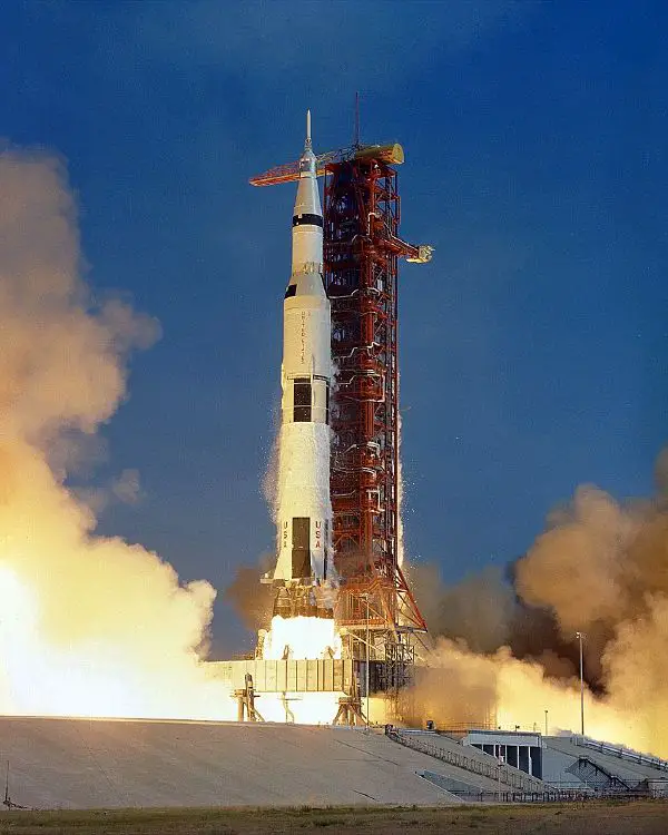 Apollo 11 - New World Encyclopedia