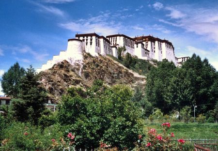 Potala Palace - New World Encyclopedia