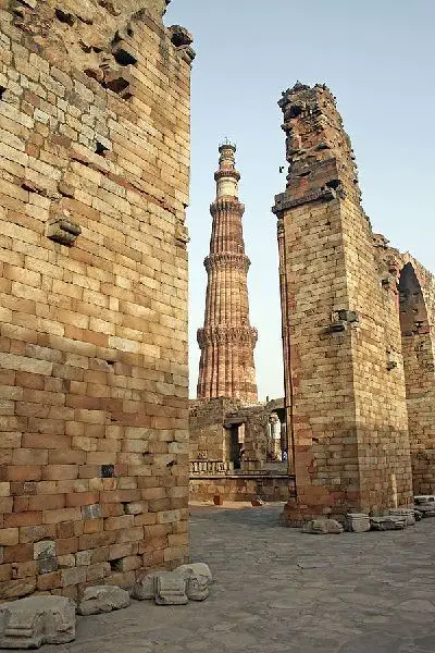 Qutb complex - New World Encyclopedia