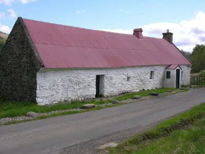 Longhouse - New World Encyclopedia