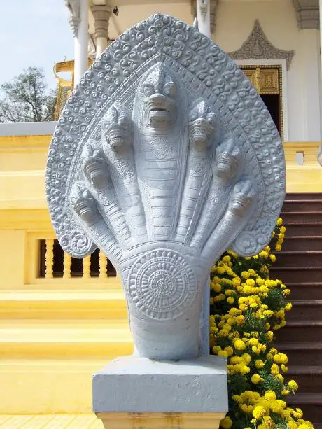 Naga - New World Encyclopedia