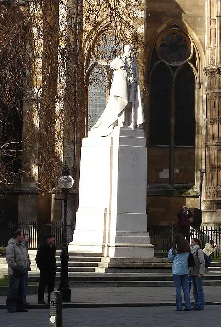 George V of the United Kingdom - New World Encyclopedia