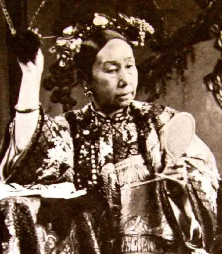 Empress Dowager Cixi - New World Encyclopedia