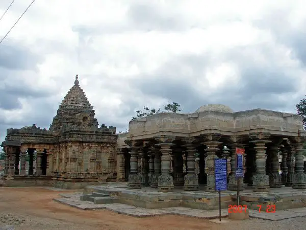 Western Chalukya Empire - New World Encyclopedia