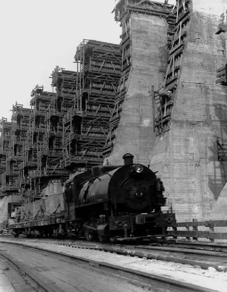 Industrialization in the Soviet Union - New World Encyclopedia