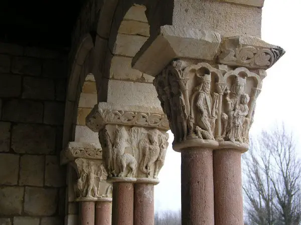Romanesque architecture - New World Encyclopedia