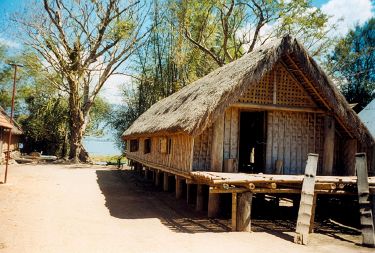 Longhouse - New World Encyclopedia