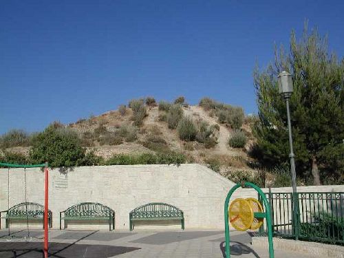 Tumulus - New World Encyclopedia