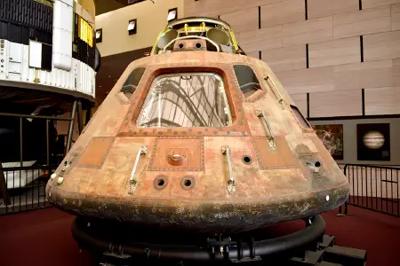 Apollo 11 - New World Encyclopedia