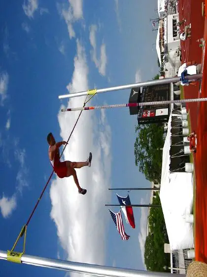 Pole vault - New World Encyclopedia